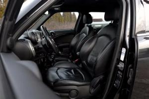 Melns MINI Countryman 2012 Jelgava, ar dzinēja tilpumu 2.00 L un nobraukumu 198 tūkst. km par 9400 €, foto 14 vietnē AUTOMOTO.COM.LV