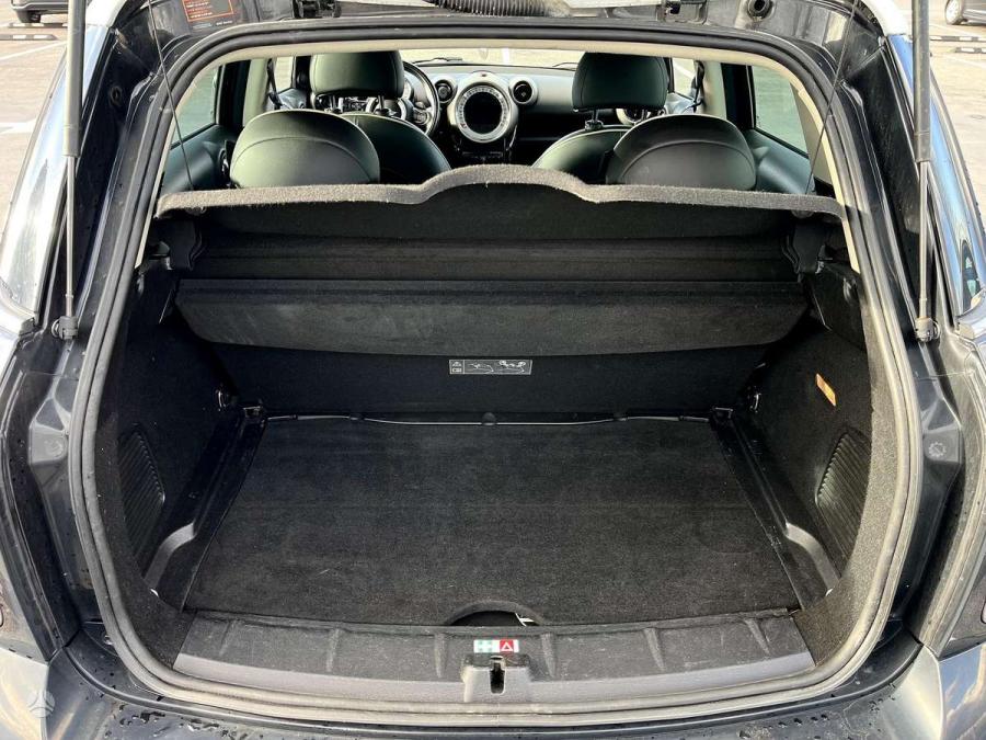 Black MINI Countryman 2012 in Vilnius, with an engine capacity of 2.00 L and mileage of 228 thousand km for 6900 €, photo 6 on AUTOMOTO.COM.LV