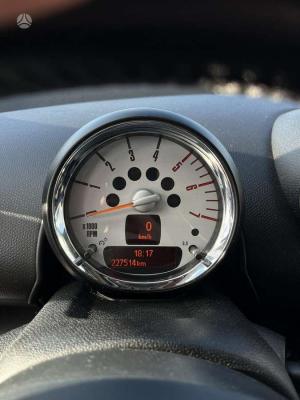 Black MINI Countryman 2012 in Vilnius, with an engine capacity of 2.00 L and mileage of 228 thousand km for 6900 €, photo 10 on AUTOMOTO.COM.LV