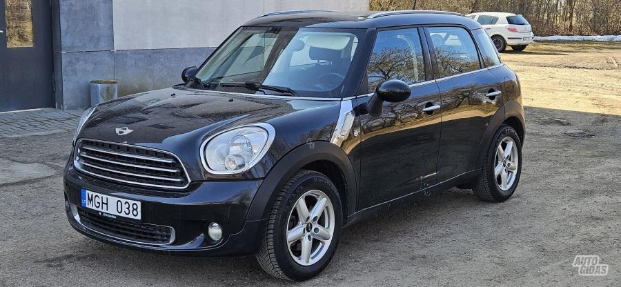 Black MINI Countryman 2013 in Kaunas, with an engine capacity of 1.60 L and mileage of 206 thousand km for 4450 €, photo 1 on AUTOMOTO.COM.LV