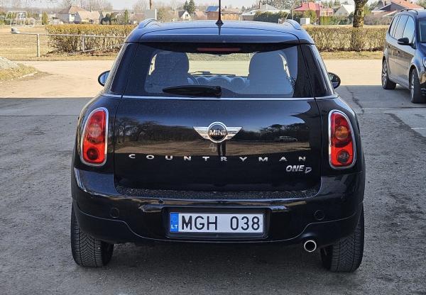 Black MINI Countryman 2013 in Kaunas, with an engine capacity of 1.60 L and mileage of 206 thousand km for 4450 €, photo 4 on AUTOMOTO.COM.LV