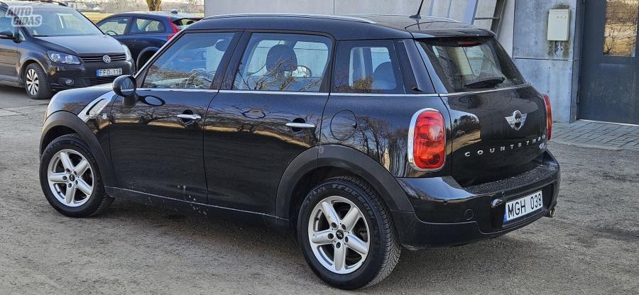 Black MINI Countryman 2013 in Kaunas, with an engine capacity of 1.60 L and mileage of 206 thousand km for 4450 €, photo 7 on AUTOMOTO.COM.LV