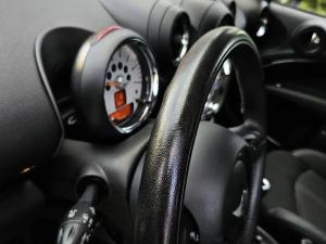 Melns MINI Countryman 2013 Jēkabpils, ar dzinēja tilpumu 1.60 L un nobraukumu 275 tūkst. km par 6690 €, foto 12 vietnē AUTOMOTO.COM.LV
