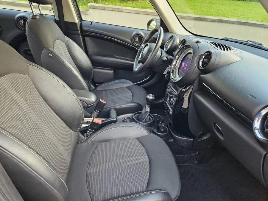 Melns MINI Countryman 2013 Jēkabpils, ar dzinēja tilpumu 1.60 L un nobraukumu 275 tūkst. km par 6690 €, foto 23 vietnē AUTOMOTO.COM.LV