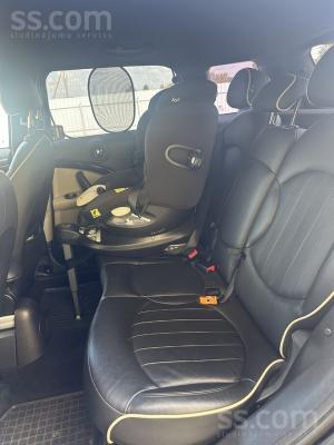 Black MINI Countryman 2013 in Daugavpils, with an engine capacity of 2.00 L and mileage of 134 thousand km for 10000 €, photo 10 on AUTOMOTO.COM.LV