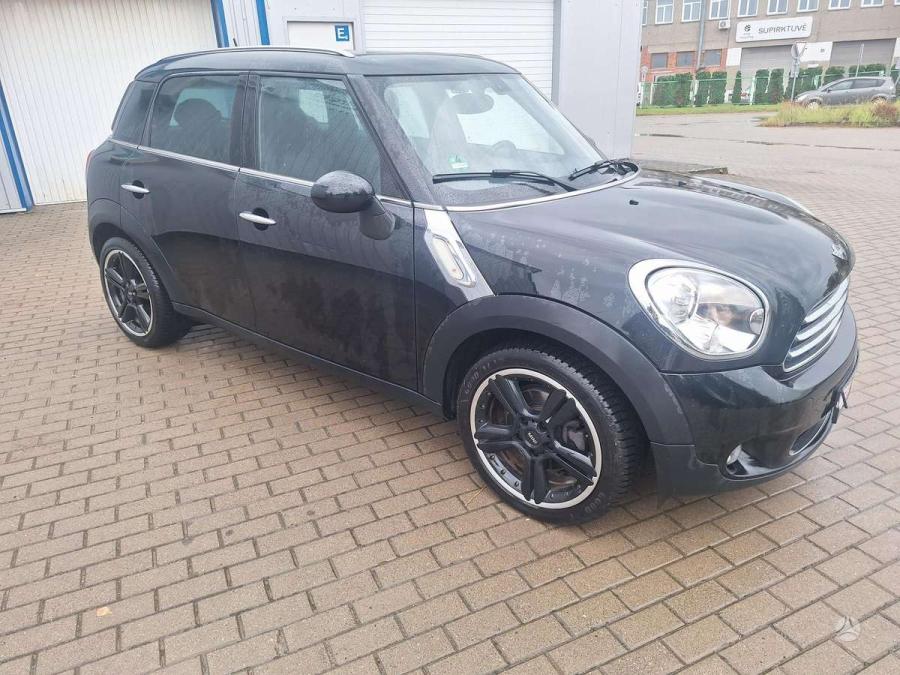 Melns MINI Countryman 2013 Marijampole, ar dzinēja tilpumu 2.00 L un nobraukumu 145 tūkst. km par 7500 €, foto 5 vietnē AUTOMOTO.COM.LV
