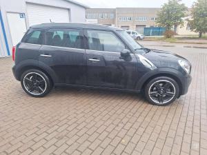 Melns MINI Countryman 2013 Marijampole, ar dzinēja tilpumu 2.00 L un nobraukumu 145 tūkst. km par 7500 €, foto 6 vietnē AUTOMOTO.COM.LV