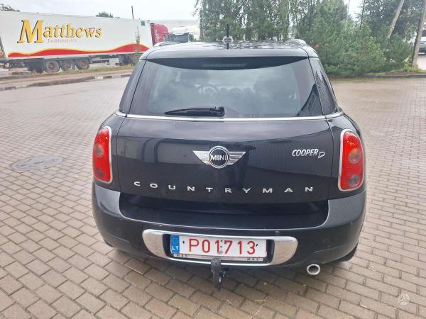Black MINI Countryman 2013 in Marijampole, with an engine capacity of 2.00 L and mileage of 145 thousand km for 7500 €, photo 7 on AUTOMOTO.COM.LV