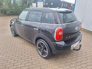 Melns MINI Countryman 2013 Marijampole, ar dzinēja tilpumu 2.00 L un nobraukumu 145 tūkst. km par 7500 €, foto 9 vietnē AUTOMOTO.COM.LV