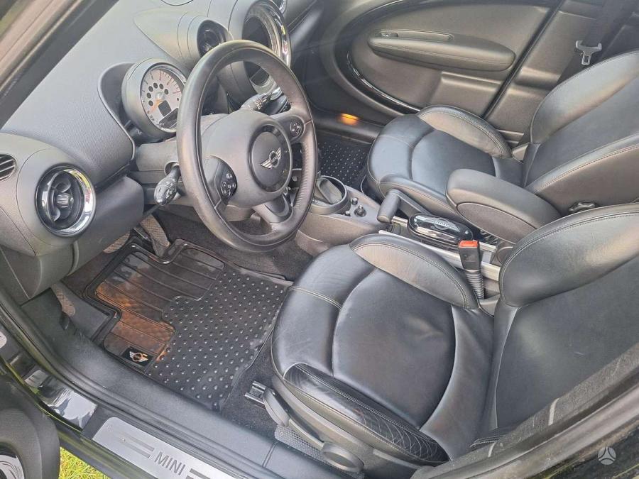 Melns MINI Countryman 2013 Marijampole, ar dzinēja tilpumu 2.00 L un nobraukumu 145 tūkst. km par 7500 €, foto 21 vietnē AUTOMOTO.COM.LV
