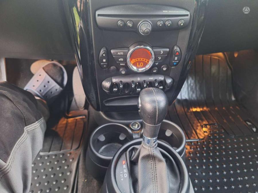 Melns MINI Countryman 2013 Marijampole, ar dzinēja tilpumu 2.00 L un nobraukumu 145 tūkst. km par 7500 €, foto 26 vietnē AUTOMOTO.COM.LV