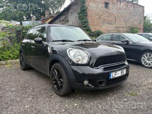 Melns MINI Countryman 2014 Rīga, ar dzinēja tilpumu 2.00 L un nobraukumu 0 tūkst. km par 8000 €, foto  vietnē AUTOMOTO.COM.LV