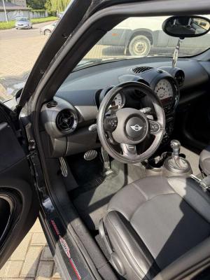 Melns MINI Countryman 2014 Viļņa, ar dzinēja tilpumu 1.60 L un nobraukumu 127 tūkst. km par 7100 €, foto 6 vietnē AUTOMOTO.COM.LV