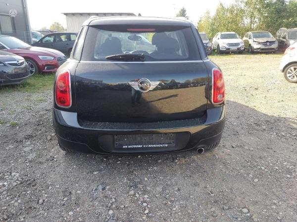 Black MINI Countryman 2014 in Ukmerge, with an engine capacity of 1.60 L and mileage of 200 thousand km for 2350 €, photo 5 on AUTOMOTO.COM.LV