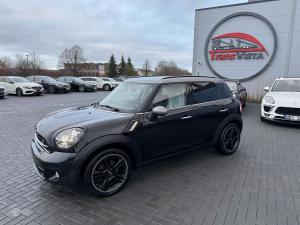 Black MINI Countryman 2015 in Telschi, with an engine capacity of 2.00 L and mileage of 110 thousand km for 8200 €, photo 3 on AUTOMOTO.COM.LV