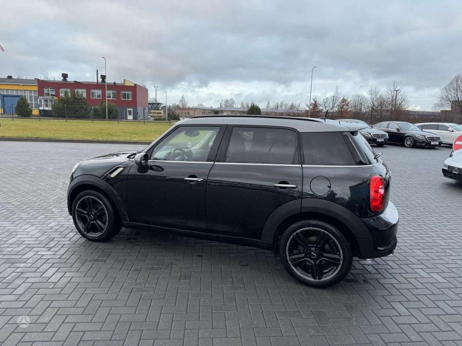 Black MINI Countryman 2015 in Telschi, with an engine capacity of 2.00 L and mileage of 110 thousand km for 8200 €, photo 4 on AUTOMOTO.COM.LV