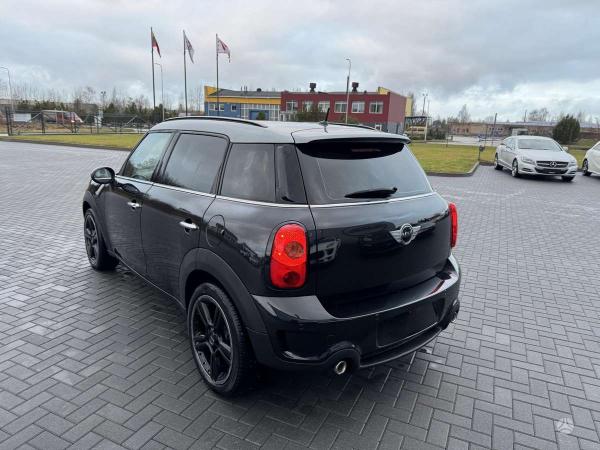 Melns MINI Countryman 2015 Telšiai, ar dzinēja tilpumu 2.00 L un nobraukumu 110 tūkst. km par 8200 €, foto 5 vietnē AUTOMOTO.COM.LV