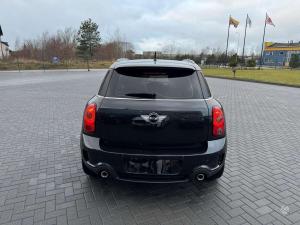 Black MINI Countryman 2015 in Telschi, with an engine capacity of 2.00 L and mileage of 110 thousand km for 8200 €, photo 6 on AUTOMOTO.COM.LV