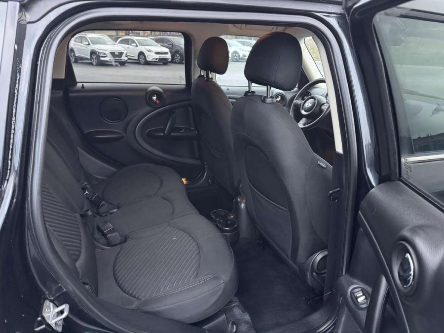 Black MINI Countryman 2015 in Telschi, with an engine capacity of 2.00 L and mileage of 110 thousand km for 8200 €, photo 19 on AUTOMOTO.COM.LV