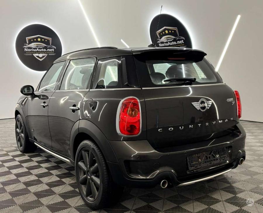 Black MINI Countryman 2015 in Marijampole, with an engine capacity of 2.00 L and mileage of 178 thousand km for 8650 €, photo 22 on AUTOMOTO.COM.LV