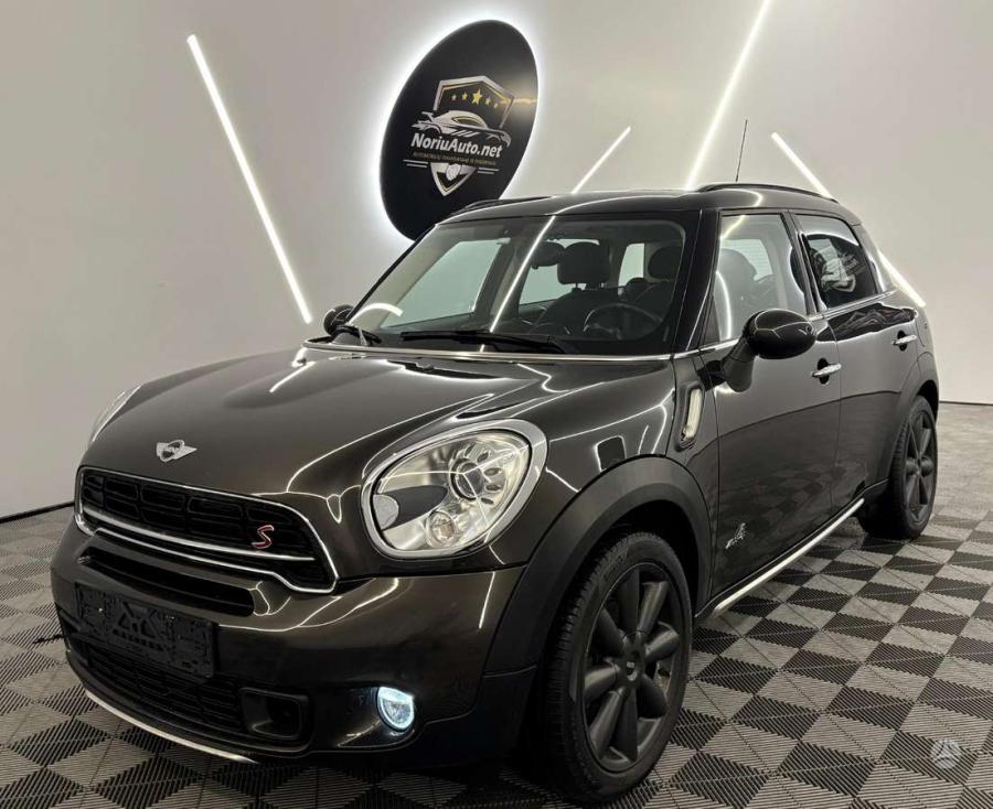 Black MINI Countryman 2015 in Marijampole, with an engine capacity of 2.00 L and mileage of 178 thousand km for 8650 €, photo 19 on AUTOMOTO.COM.LV