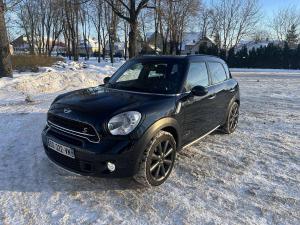 Melns MINI Countryman 2015 Tauragė, ar dzinēja tilpumu 2.00 L un nobraukumu 117 tūkst. km par 9000 €, foto  vietnē AUTOMOTO.COM.LV