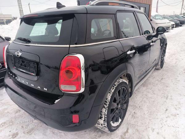Melns MINI Countryman 2017 Panevēža, ar dzinēja tilpumu 2.00 L un nobraukumu 193 tūkst. km par 11300 €, foto 4 vietnē AUTOMOTO.COM.LV