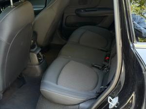 Melns MINI Countryman 2020 Rīga, ar dzinēja tilpumu 1.50 L un nobraukumu 45 tūkst. km par 19980 €, foto 5 vietnē AUTOMOTO.COM.LV