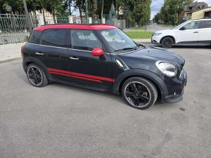 Black MINI Countryman 2011 in Kaunas, with an engine capacity of 2.00 L and mileage of 223 thousand km for 4500 €, photo 6 on AUTOMOTO.COM.LV