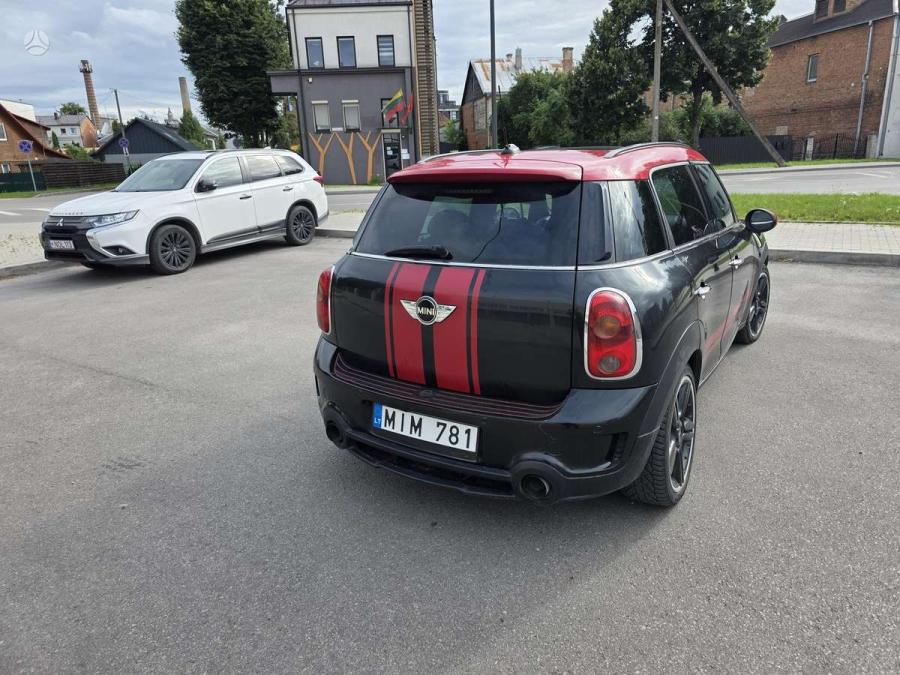 Black MINI Countryman 2011 in Kaunas, with an engine capacity of 2.00 L and mileage of 223 thousand km for 4500 €, photo 7 on AUTOMOTO.COM.LV