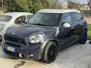 Melns MINI Countryman 2012 Telšiai, ar dzinēja tilpumu 2.00 L un nobraukumu 26 tūkst. km par 3500 €, foto 3 vietnē AUTOMOTO.COM.LV
