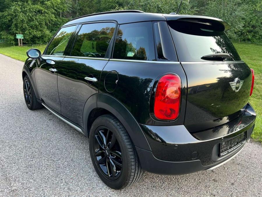 Melns MINI Countryman 2015 Prienai, ar dzinēja tilpumu 2.00 L un nobraukumu 200 tūkst. km par 8260 €, foto 6 vietnē AUTOMOTO.COM.LV