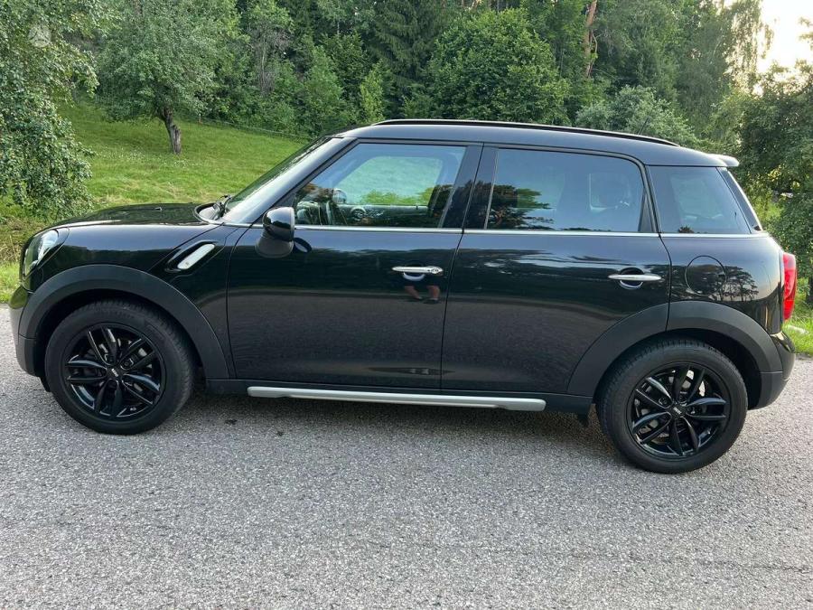 Melns MINI Countryman 2015 Prienai, ar dzinēja tilpumu 2.00 L un nobraukumu 200 tūkst. km par 8260 €, foto 9 vietnē AUTOMOTO.COM.LV