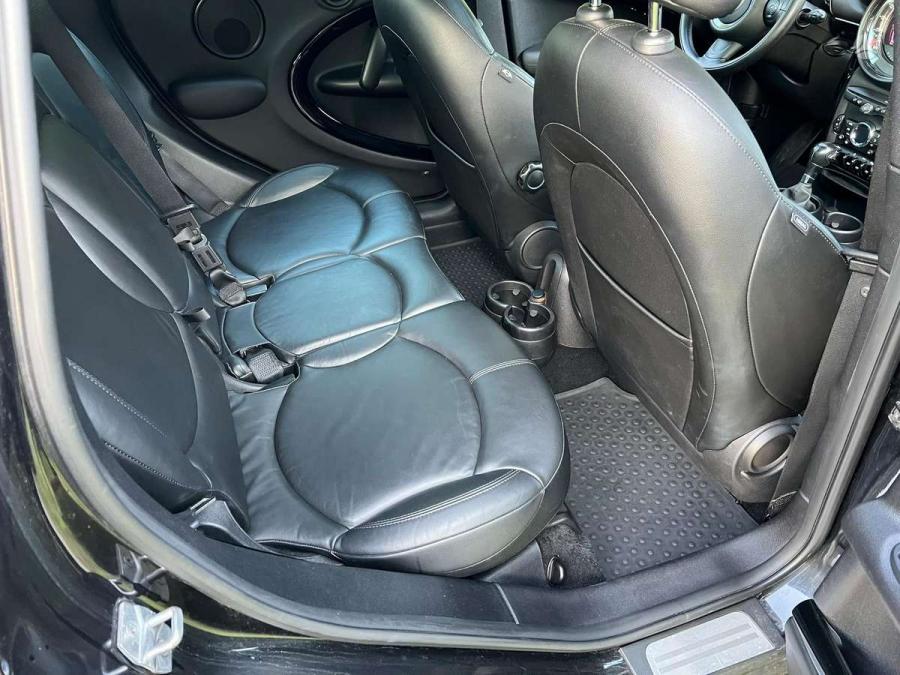 Melns MINI Countryman 2015 Prienai, ar dzinēja tilpumu 2.00 L un nobraukumu 200 tūkst. km par 8260 €, foto 14 vietnē AUTOMOTO.COM.LV