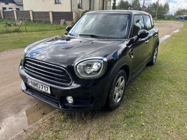Melns MINI Countryman 2018 Tauragė, ar dzinēja tilpumu 2.00 L un nobraukumu 274 tūkst. km par 11300 €, foto 4 vietnē AUTOMOTO.COM.LV