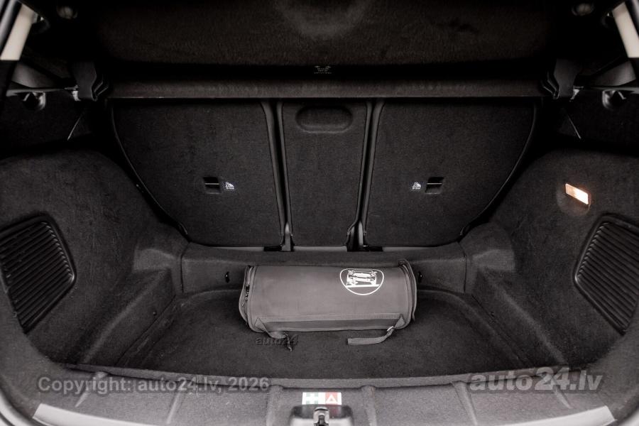 Melns MINI Countryman 2012 Pērnava, ar dzinēja tilpumu 1.60 L un nobraukumu 156 tūkst. km par 7900 €, foto 17 vietnē AUTOMOTO.COM.LV