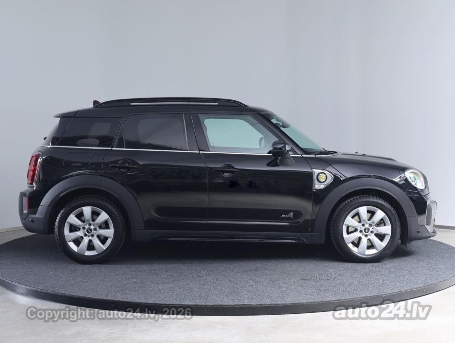 Black MINI Countryman 2021 in Tallinn, with an engine capacity of 1.50 L and mileage of 33 thousand km for 31900 €, photo 7 on AUTOMOTO.COM.LV