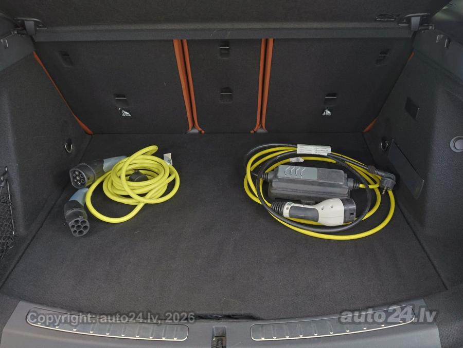 Black MINI Countryman 2021 in Tallinn, with an engine capacity of 1.50 L and mileage of 33 thousand km for 31900 €, photo 23 on AUTOMOTO.COM.LV