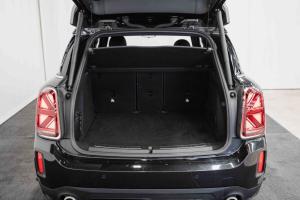 Black MINI Countryman 2023 in Tallinn, with an engine capacity of 2.00 L and mileage of 51 thousand km for 25900 €, photo 16 on AUTOMOTO.COM.LV
