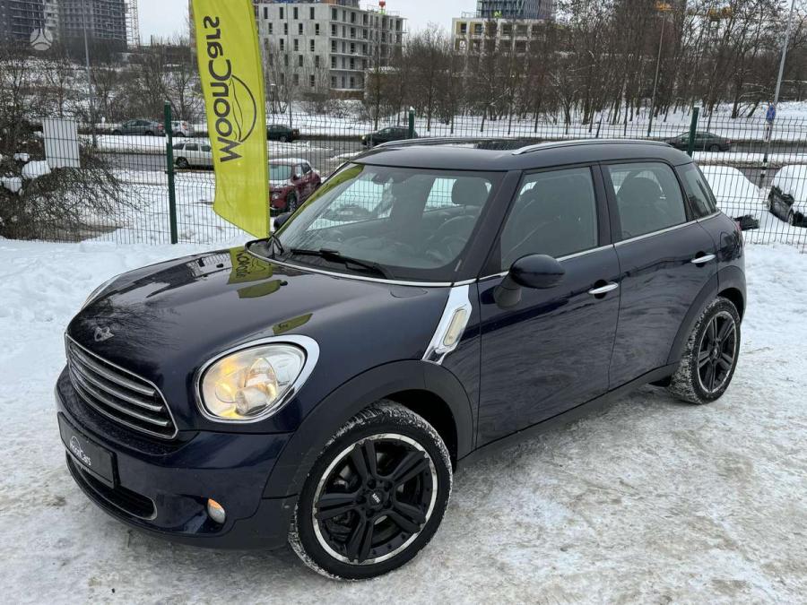 Blue MINI Countryman 2011 in Vilnius, with an engine capacity of 1.60 L and mileage of 340 thousand km for 3600 €, photo 1 on AUTOMOTO.COM.LV