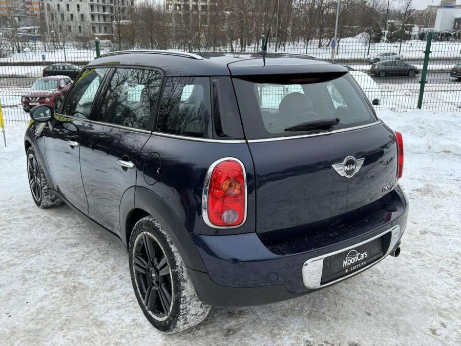 Blue MINI Countryman 2011 in Vilnius, with an engine capacity of 1.60 L and mileage of 340 thousand km for 3600 €, photo 6 on AUTOMOTO.COM.LV