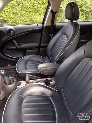Blue MINI Countryman 2011 in Ignalina, with an engine capacity of 1.60 L and mileage of 244 thousand km for 5000 €, photo 12 on AUTOMOTO.COM.LV