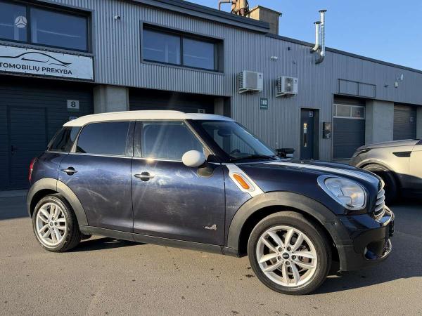 Blue MINI Countryman 2011 in Siauliai, with an engine capacity of 1.60 L and mileage of 227 thousand km for 2700 €, photo 2 on AUTOMOTO.COM.LV
