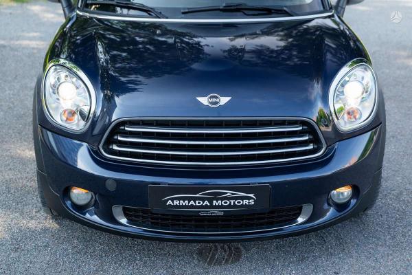 Blue MINI Countryman 2011 in Vilnius, with an engine capacity of 1.60 L and mileage of 244 thousand km for 4200 €, photo 4 on AUTOMOTO.COM.LV