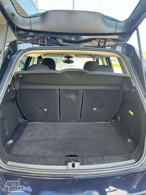 Zils MINI Countryman 2013 Viļņa, ar dzinēja tilpumu 1.60 L un nobraukumu 187 tūkst. km par 4950 €, foto 14 vietnē AUTOMOTO.COM.LV