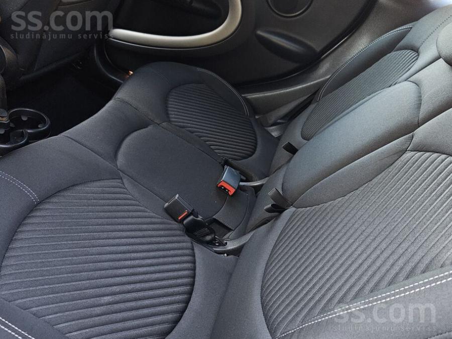 Zils MINI Countryman 2014 Jēkabpils, ar dzinēja tilpumu 1.60 L un nobraukumu 159 tūkst. km par 6990 €, foto 29 vietnē AUTOMOTO.COM.LV