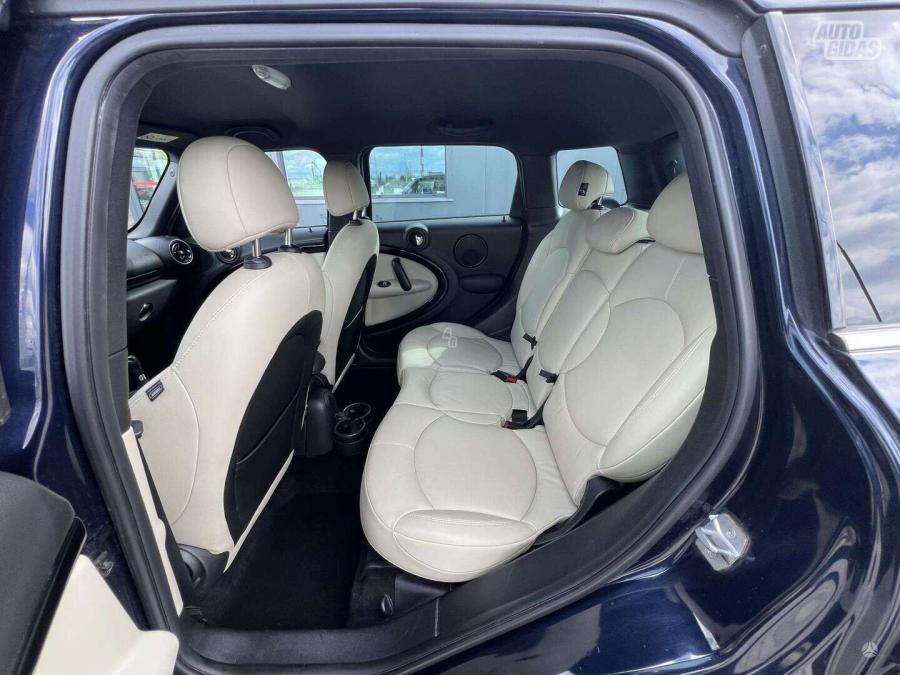 Blue MINI Countryman 2014 in Siauliai, with an engine capacity of 2.00 L and mileage of 174 thousand km for 8900 €, photo 22 on AUTOMOTO.COM.LV