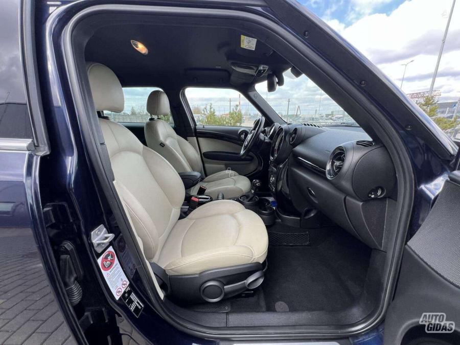 Blue MINI Countryman 2014 in Siauliai, with an engine capacity of 2.00 L and mileage of 174 thousand km for 8900 €, photo 25 on AUTOMOTO.COM.LV