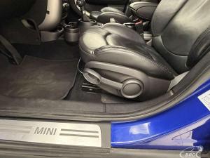 Blue MINI Countryman 2015 in Vilnius, with an engine capacity of 2.00 L and mileage of 126 thousand km for 9250 €, photo 23 on AUTOMOTO.COM.LV