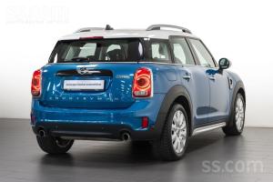 Blue MINI Countryman 2017 in Riga, with an engine capacity of 2.00 L and mileage of 112 thousand km for 18500 €, photo 3 on AUTOMOTO.COM.LV